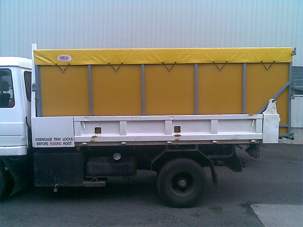 Retractable Truck Covers | Cairnscorp